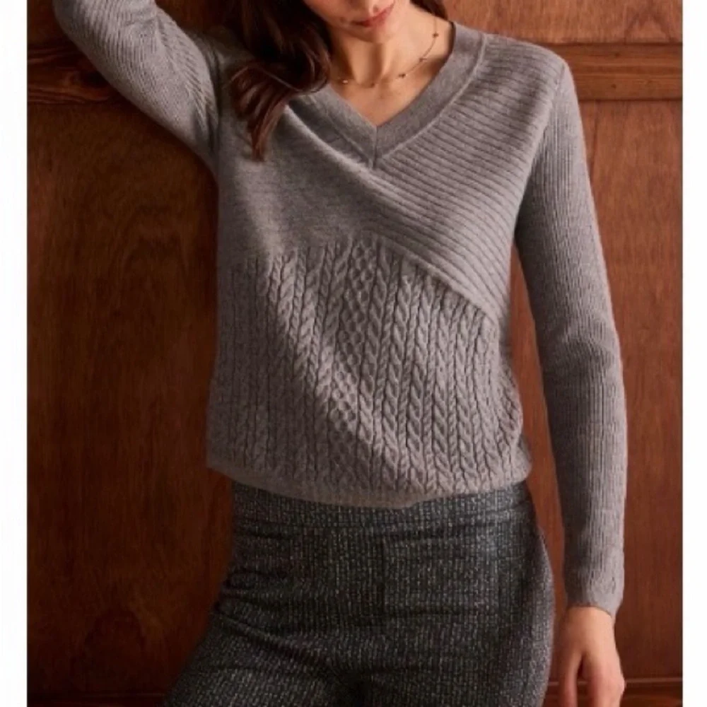 CAbi | Sweaters | Cabi No Doubt Pullover | Poshmark